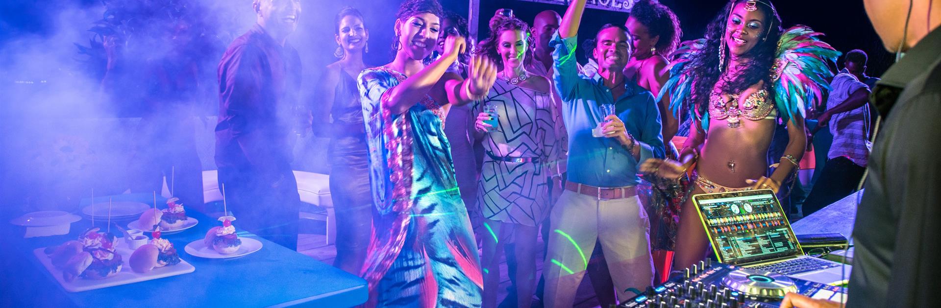 Explore London Elite Barbados Music Festival - Visite Barbados